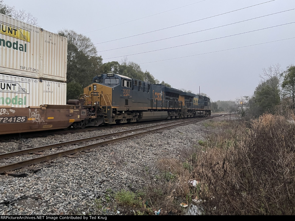 CSX 5310 & 3307